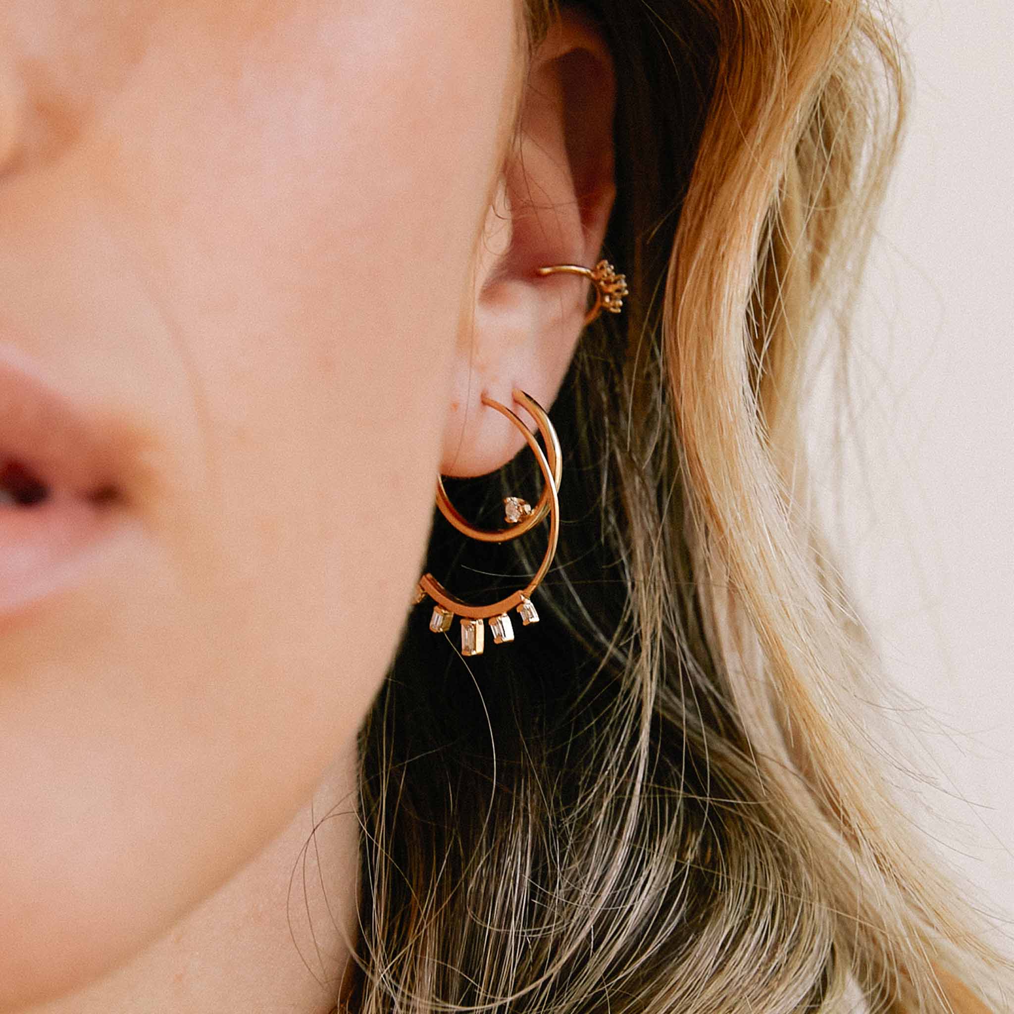 Zoë Chicco 14k Gold Nested Diamond Large Hinge Huggie Hoop Earrings ...